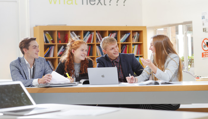 Life in the Sixth Form - Tring School